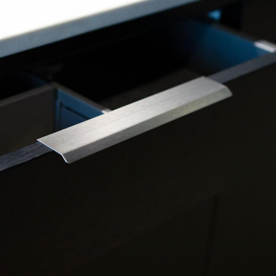 Profile Handle Curve - Stainless Steel Finish | Beslagonline