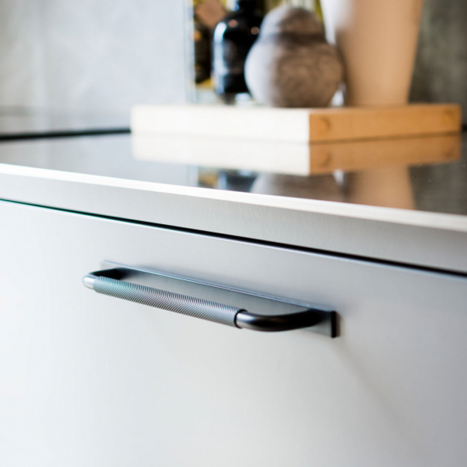 Handle Helix/Back Plate - Matte Black | Beslagonline.com